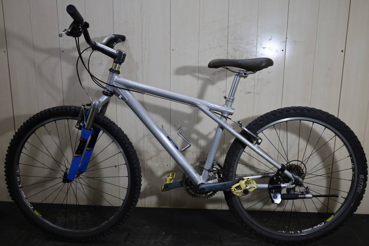 【傷や汚れあり】稀少良品！GT TRIPLE TRIANGLE 26型 アルミ DEOREコンポ 24速 430mm MTBの落札情報詳細 ...