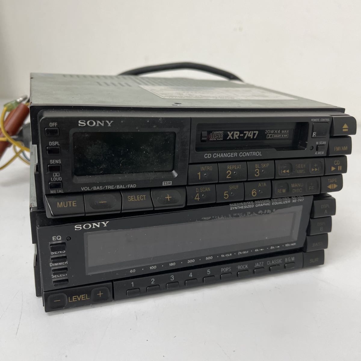 【全体的に状態が悪い】(1007k10) SONY ソニー カーステレオ カセットデッキ XR-747 コンパクトディスクプレーヤー イコライザー XE-747の落札情報詳細 - ヤフオク落札 ...