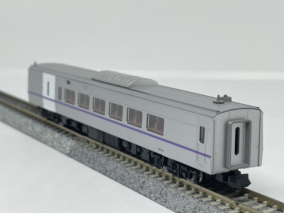 【未使用に近い】TOMIX 9405 キハ261系1000 キハ260 1300 新塗装 (T) の落札情報詳細| ヤフオク落札価格情報 オークフリー