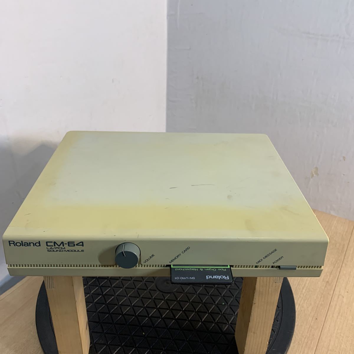 【傷や汚れあり】Roland CM-64 LA/PCM SOUND MODULE ローランド 音源モジュール【本体のみ】 の落札情報詳細 ...