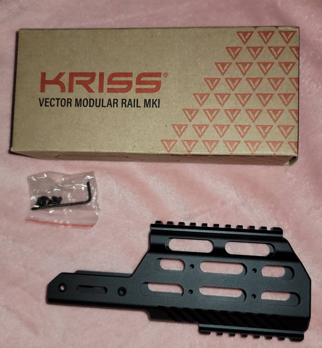 【未使用】KRISS Vector MK1 Modular Rail クリスベクター MK1 モジュラーレイル ブラック ハンドガード KVA ...