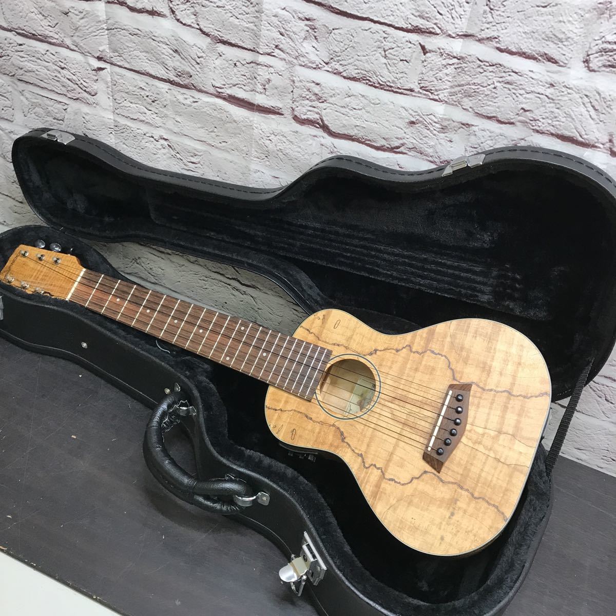 【やや傷や汚れあり】m11115-7360 ISLANDER GL6-MAG-EQ ギタレレ プリアンプ内蔵 kanilea ウクレレ 6弦 ...