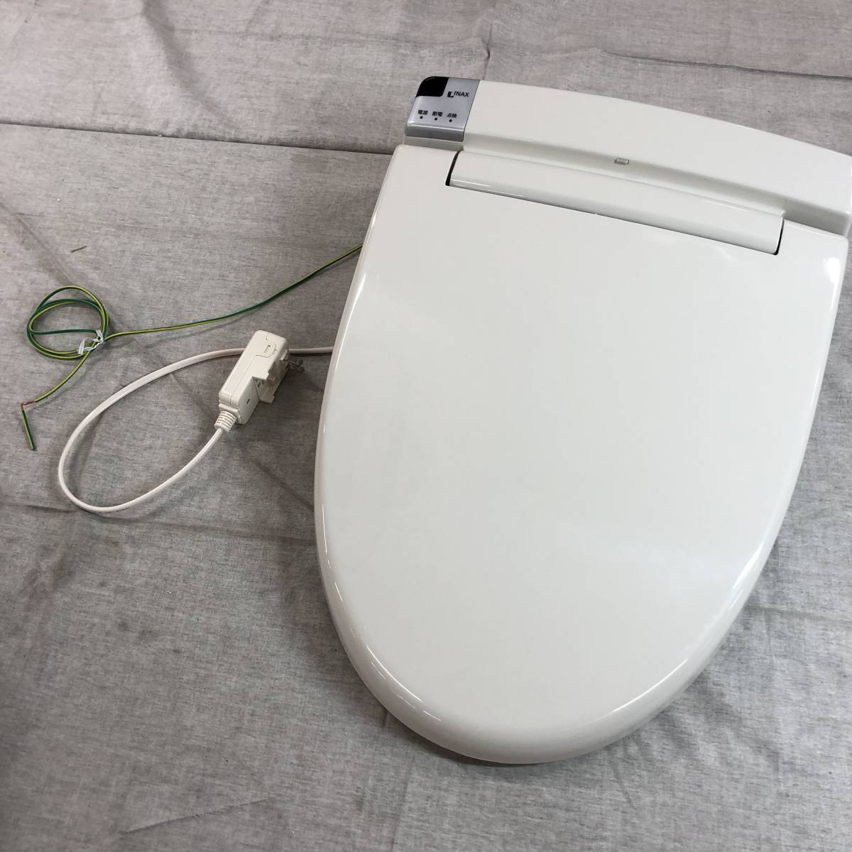 【全体的に状態が悪い】ジャンク品 INAX 【キレイ便座・脱臭・コードレスリモコンの貯湯式】 温水洗浄便座 シャワートイレ オフホワイト CW-RT2/BN8の落札情報詳細 - ヤフオク落札 ...