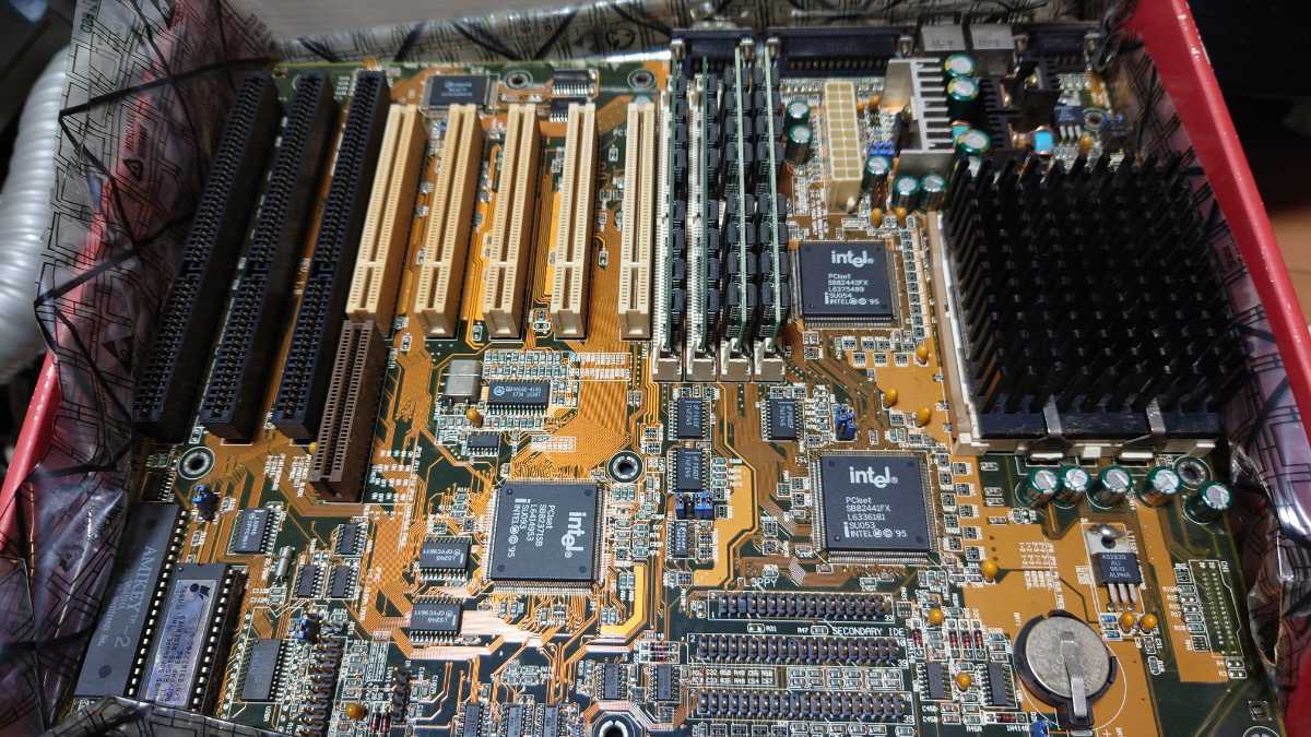 【傷や汚れあり】ASUS P/I-XP6NP5 Socket-8 マザーボード pentium pro150付きジャンクの落札情報詳細 - Yahoo!オークション落札価格検索 オークフリー