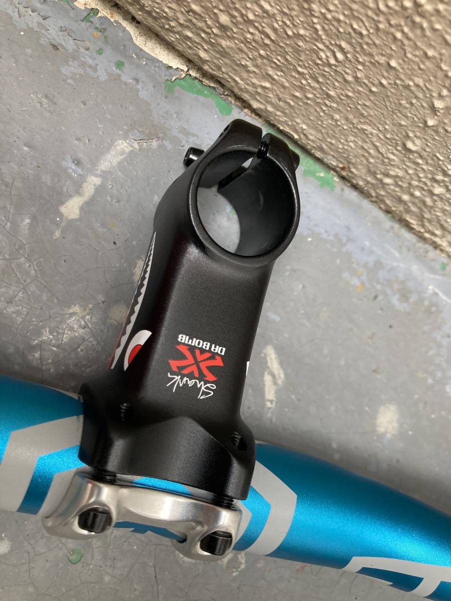 【やや傷や汚れあり】中古傷あり FIREEYE BLAZE DABOMB シャークステム 80mmセット MTB ハンドル アルミ の落札情報詳細 - ヤフオク落札価格検索 オークフリー