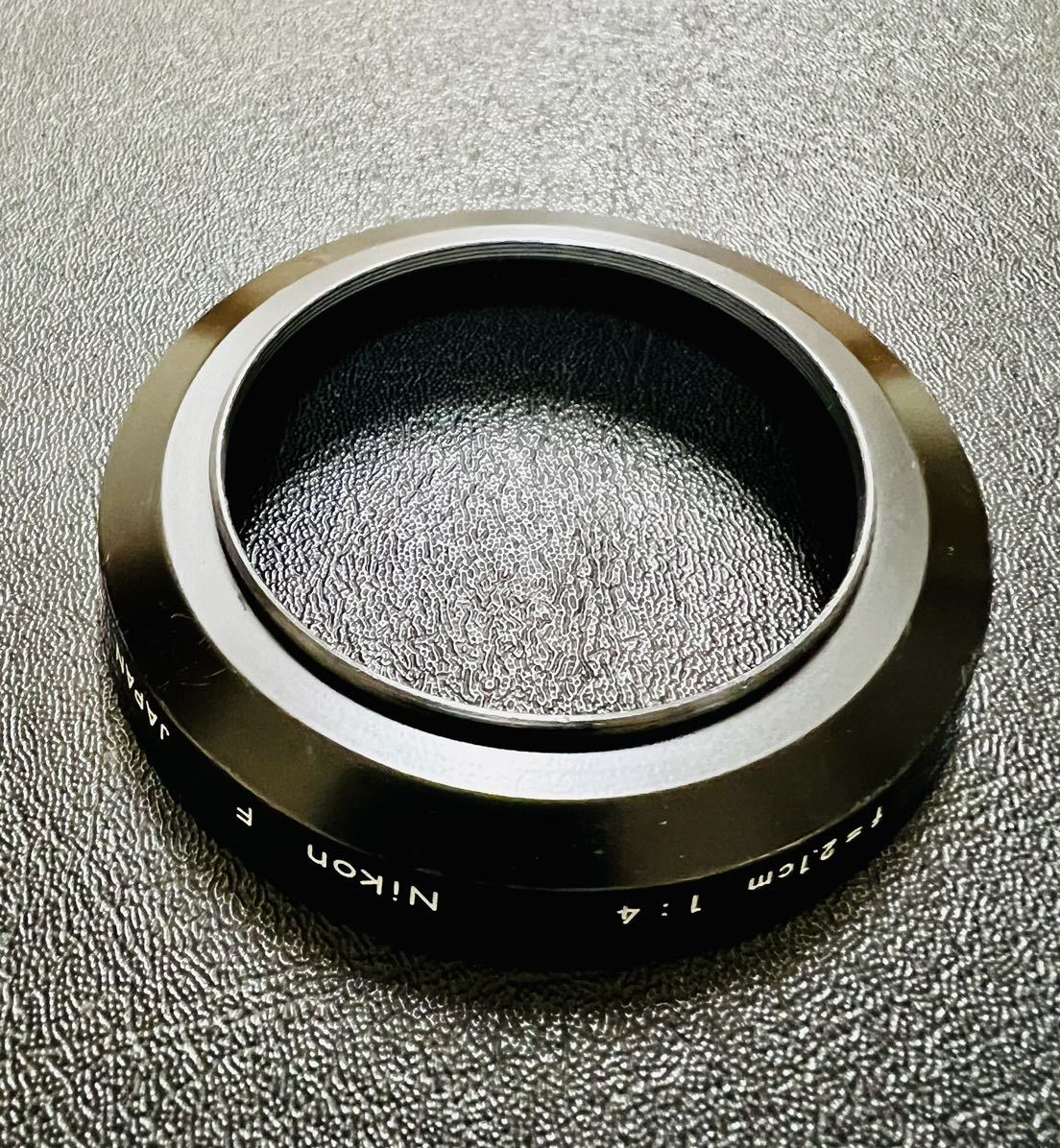 【やや傷や汚れあり】★超レア Nikon Fロゴ Nippon Kogaku Nikkor O 2 1cm 21mm F4用純正メタル