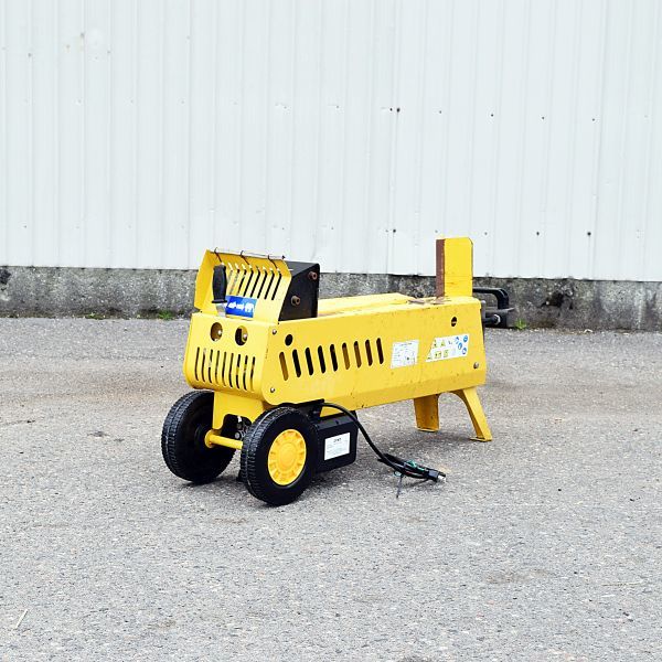【傷や汚れあり】【新潟発】シンセイ WS7T 油圧式電動薪割機 LOG SPLITTER YY8032PM 単相100v 50/60Hz 7t 78kg 薪割り コンデンサー アウトドア ...