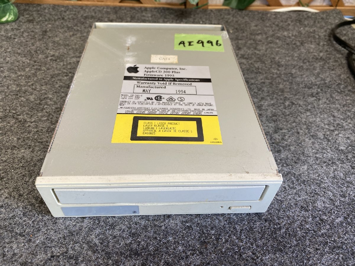 【やや傷や汚れあり】【送80サイズ】Apple AppleCD 300 Plus(CR-503-C) SCSI接続内蔵CD-ROMドライブ ...