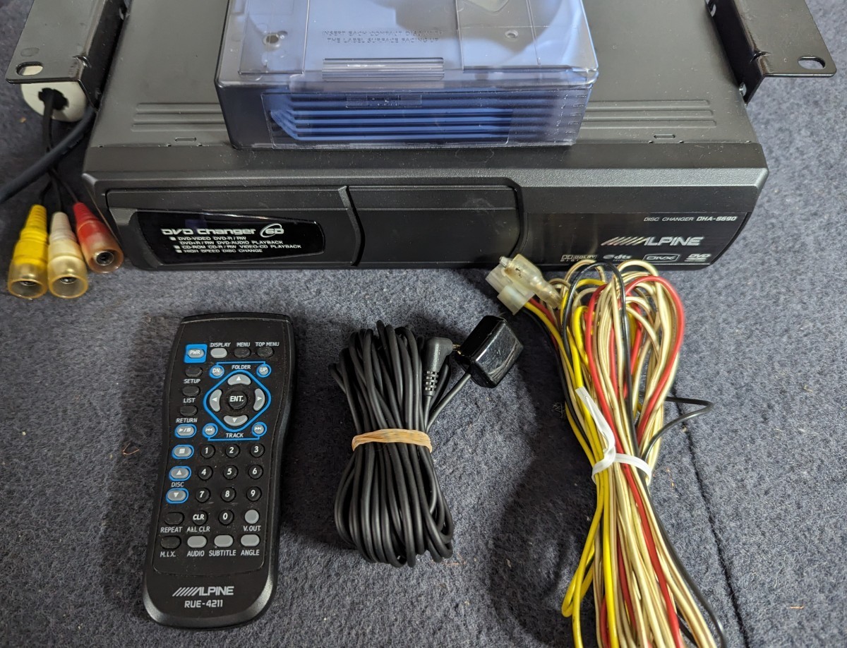 【やや傷や汚れあり】アルパイン 6連奏 DVDチェンジャー DHA-S690 地デジ録画したディスク再生可能 CD DVD DVD-R DVD-VR 純正マルチ 他メーカーにも 光出力有②の ...