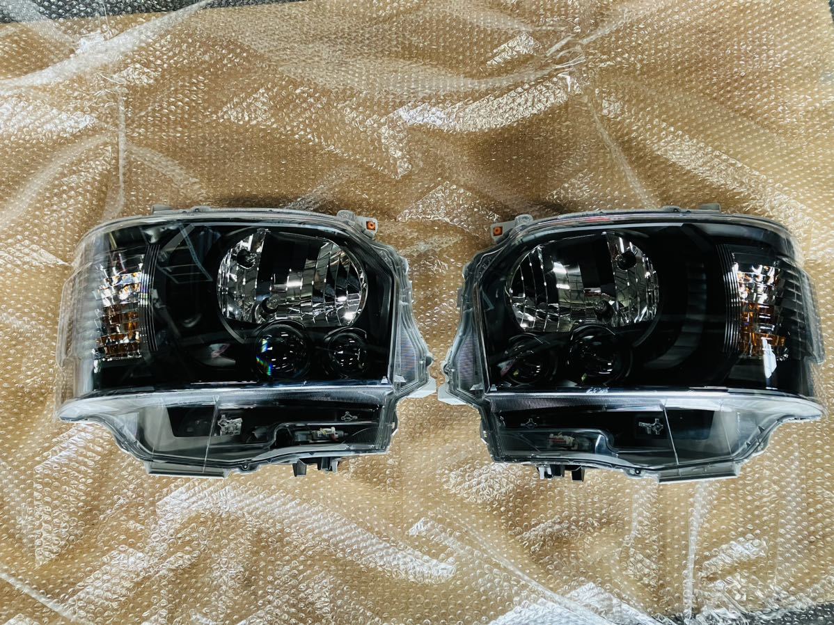 【やや傷や汚れあり】トヨタ純正200系 ハイエース 4型以降 純正ledヘッドライト マットブラック加工koito26 137の落札情報詳細