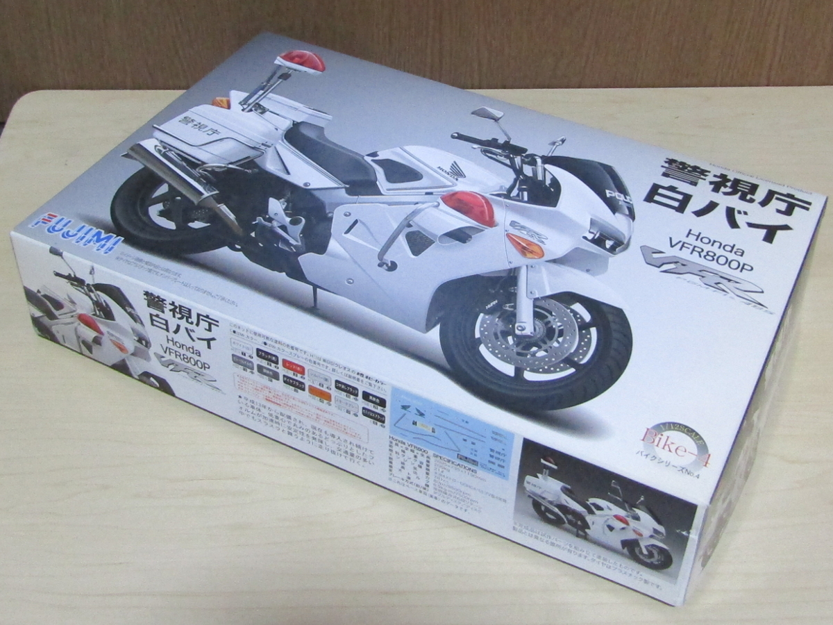 【中古】FUJIMI 1／12 HONDA CB300P 白バイ 完成品の落札情報詳細 - ヤフオク落札価格検索 オークフリー