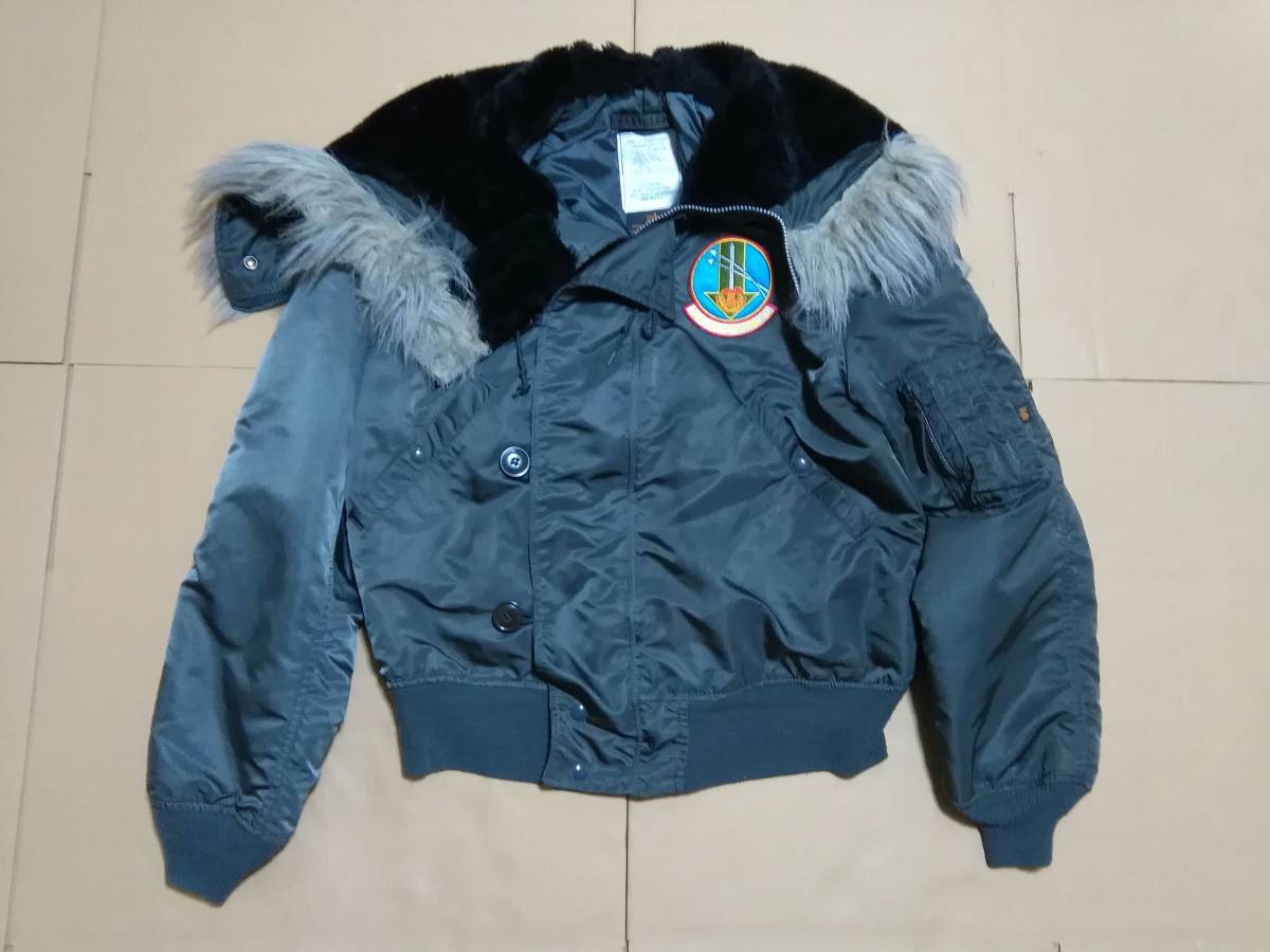 【目立った傷や汚れなし】N2B Mサイズ 38インチ相当 豪華! 刺繍製 胸スコードロンパッチ付き! アルファ インダストリーズ製 ビンテージの落札情報詳細 - ヤフオク落札価格検索 オークフリー