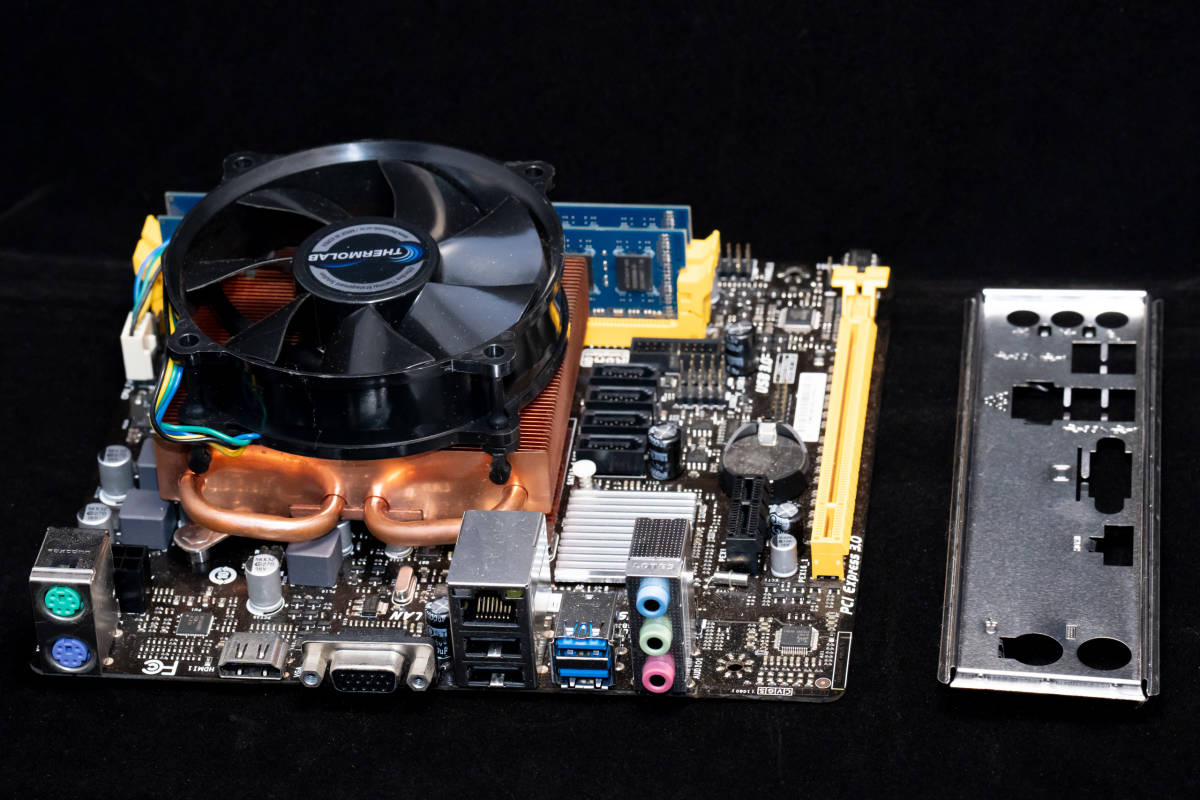 【やや傷や汚れあり】中古 M/B,CPU,MEM 3点セット Pentium G4600 + BIOSTAR H110MHV3 + DDR3-1333 8GBの落札情報詳細 - ヤフオク落札 ...