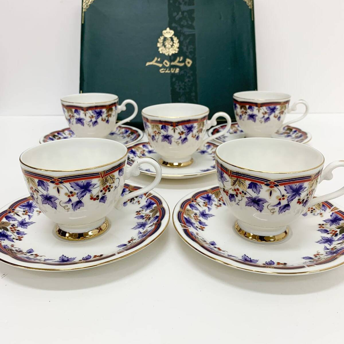 【未使用に近い】【未使用保管】 LOLO CLUB カップ&ソーサー 5客セット ブランド 食器 金彩 葡萄紋 ティーカップ コーヒーカップ ...