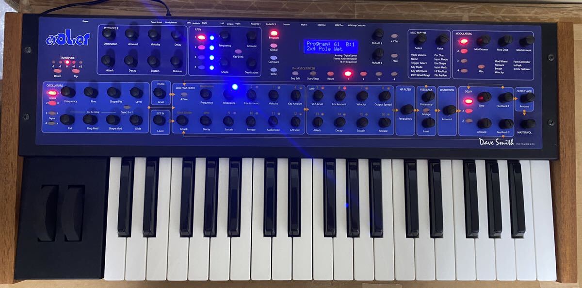 【目立った傷や汚れなし】少々難あり DAVE SMITH INSTRUMENTS EVOLVER KEYBOARD behringer ...