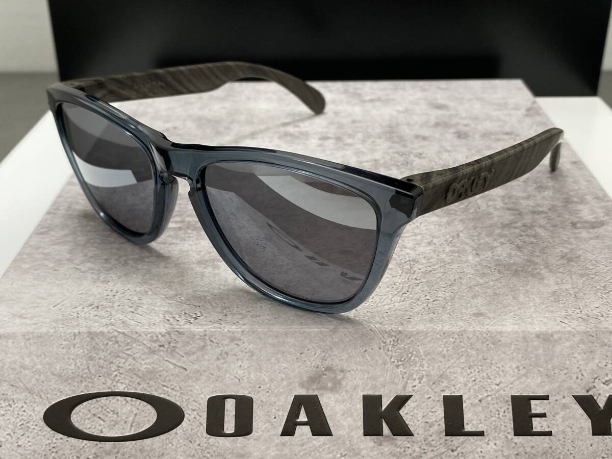 スナイパー snipeer OAKLEY フロッグスキン frog skinsの落札情報詳細 - Yahoo!オークション落札価格検索 オークフリー