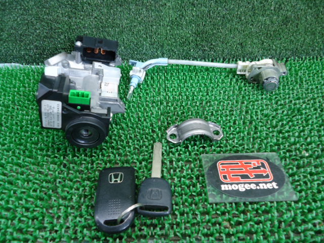 【やや傷や汚れあり】1FF1150 GN5)) ホンダ ステップワゴン RG1/RG2 前期型 純正 メインキーシリンダーの落札情報詳細 ...