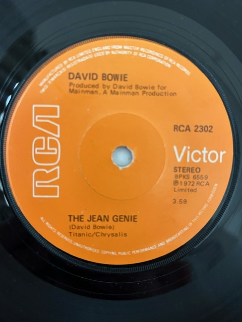 【やや傷や汚れあり】 UKオリジ7 DAVID BOWIE-デヴィッド・ボウイ/THE JEAN GENIE b/w ZIGGY STARDUST 1972年 英RCA 音圧抜群 EX！の落札 ...