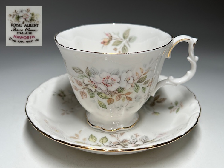 【目立った傷や汚れなし】【瑞】ロイヤルアルバートROYAL ALBERT HAWORTH カップ＆ソーサーの落札情報詳細 - Yahoo!オークション落札価格検索 オークフリー