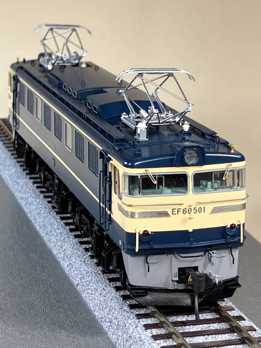 【目立った傷や汚れなし】美品・架線集電可・天賞堂 EF60 501号機（一次型(一灯型)・ブルトレ塗装機) TAギア・LED標識灯・真鍮製超精密モデル (品番12001)の落札情報詳細 ...