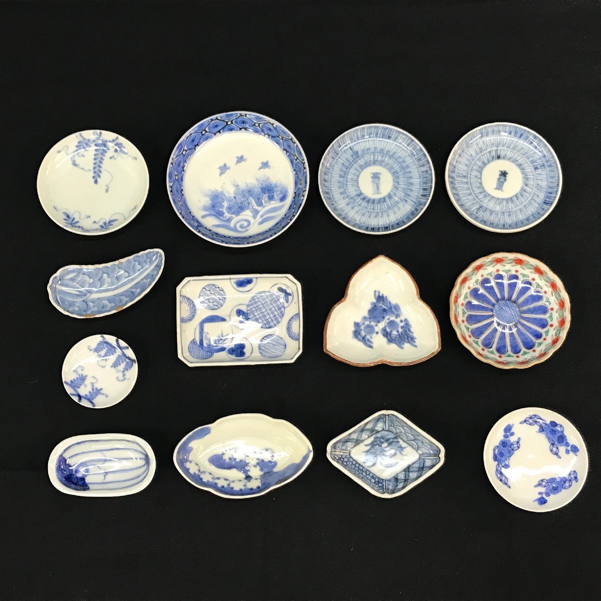 【やや傷や汚れあり】古伊万里 豆皿 小皿 各種 13点 まとめ 染付 有田焼 江戸期 時代物 F09-94の落札情報詳細 - Yahoo!オークション落札価格検索 オークフリー