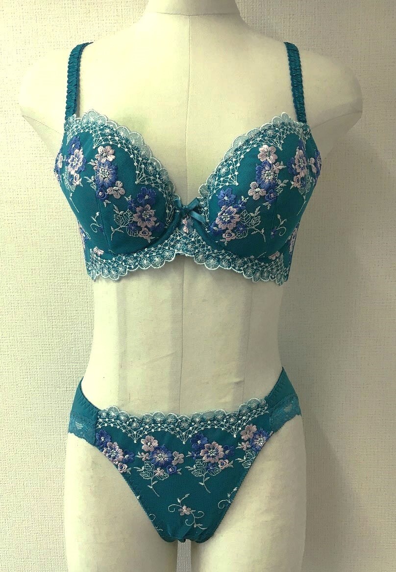 【未使用】CR14179 IB⑥【特価】新品 大きい ブラショーツセット D75.M ターコイズ 有名ブランド レース 花柄 リボン 刺しゅう 訳あり レディースの落札情報詳細 - Yahoo ...