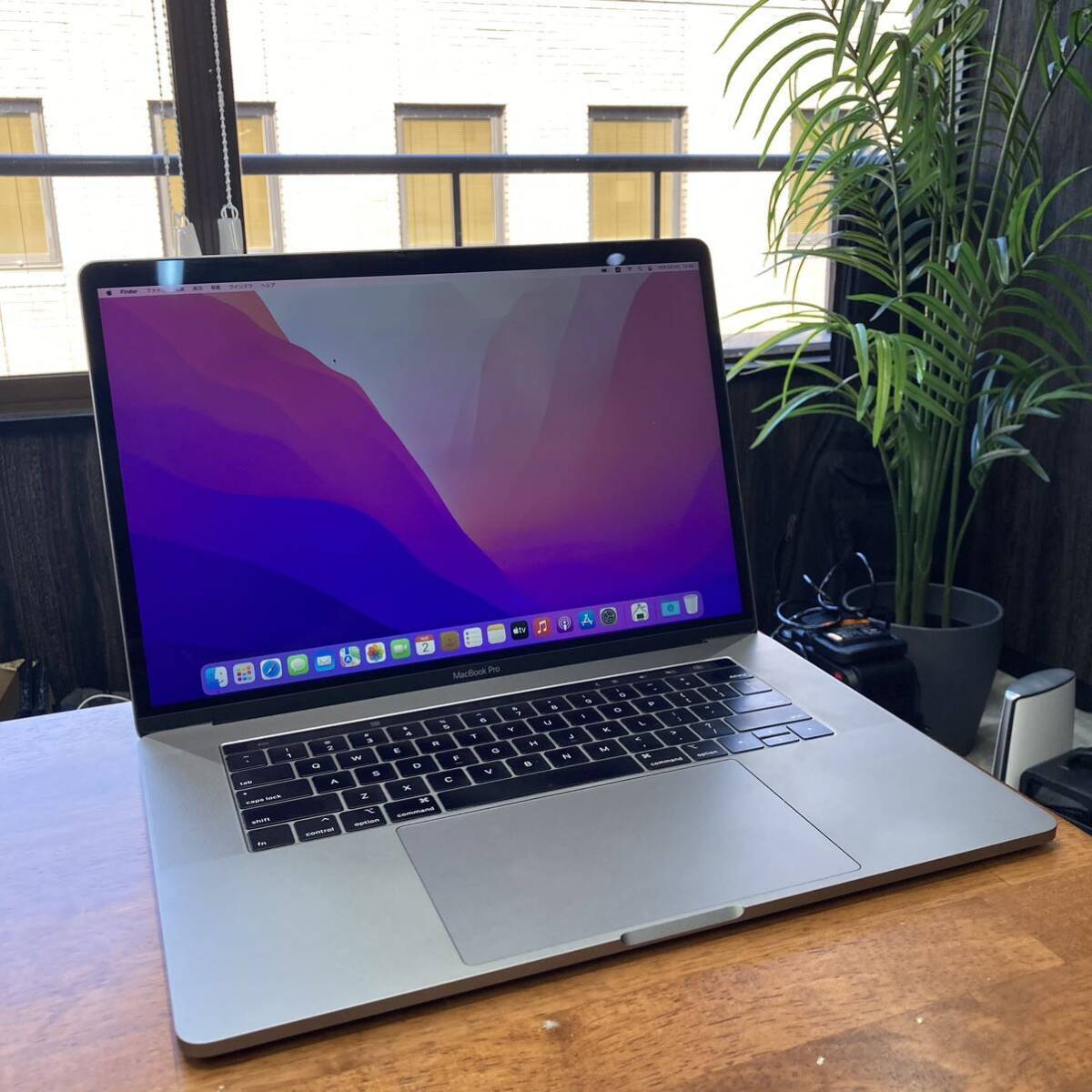 【やや傷や汚れあり】【1円～】Apple MacBook Pro A1990 2018年 Core i7 8850H 32GB SSD 512GB 15.4インチ 2880×1800 BT ...