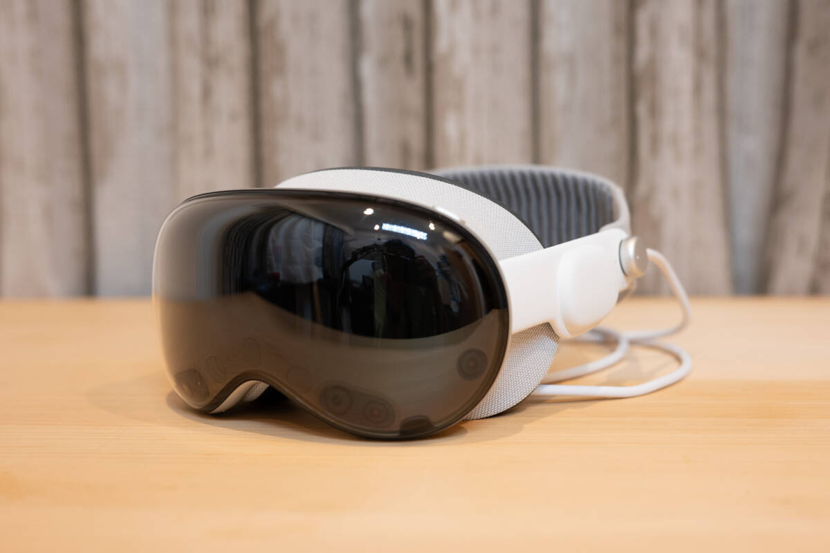 【目立った傷や汚れなし】Apple Vision Pro 256GB US版 Light Seal 21W or 33W, Solo Knit ...