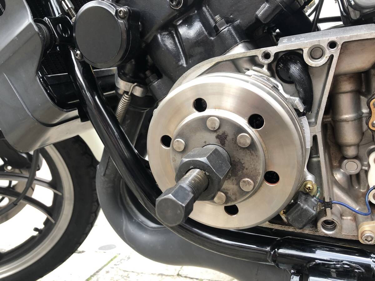【未使用】【送料込み】 RZに フライホイールプーラー RZ350 RZ350R RZ250 RZ250R 4U0 31K 29K 1UA 48H 4L3 29L 3HM 1XG 51L ...