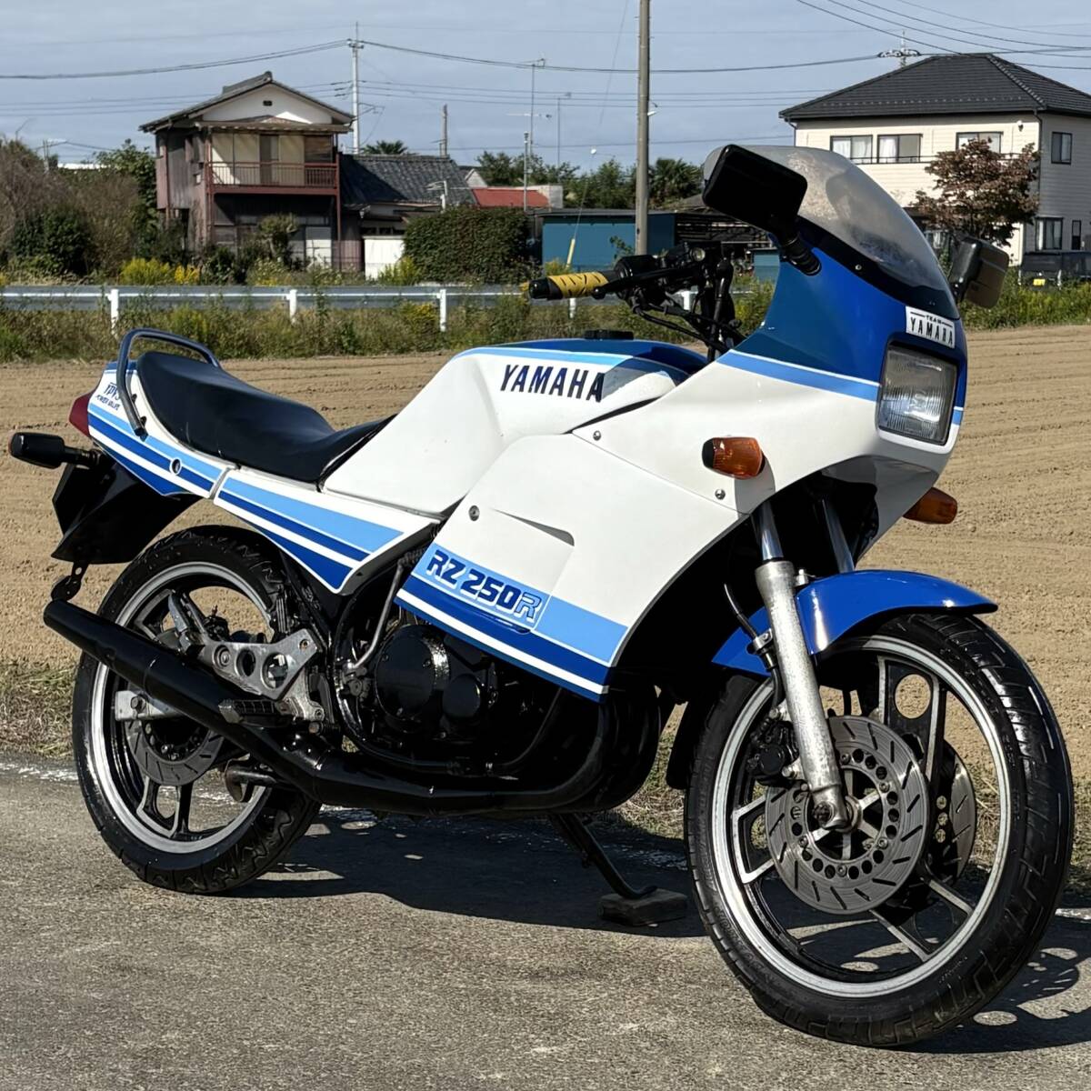 【傷や汚れあり】RZ250RR 実動 書類付き 29L 低走行 絶版 旧車 2スト オニギリ オムスビ ヤマハ 検）R1Z RZR RZ NS NSR KR TZR CB GT RG SDR ...