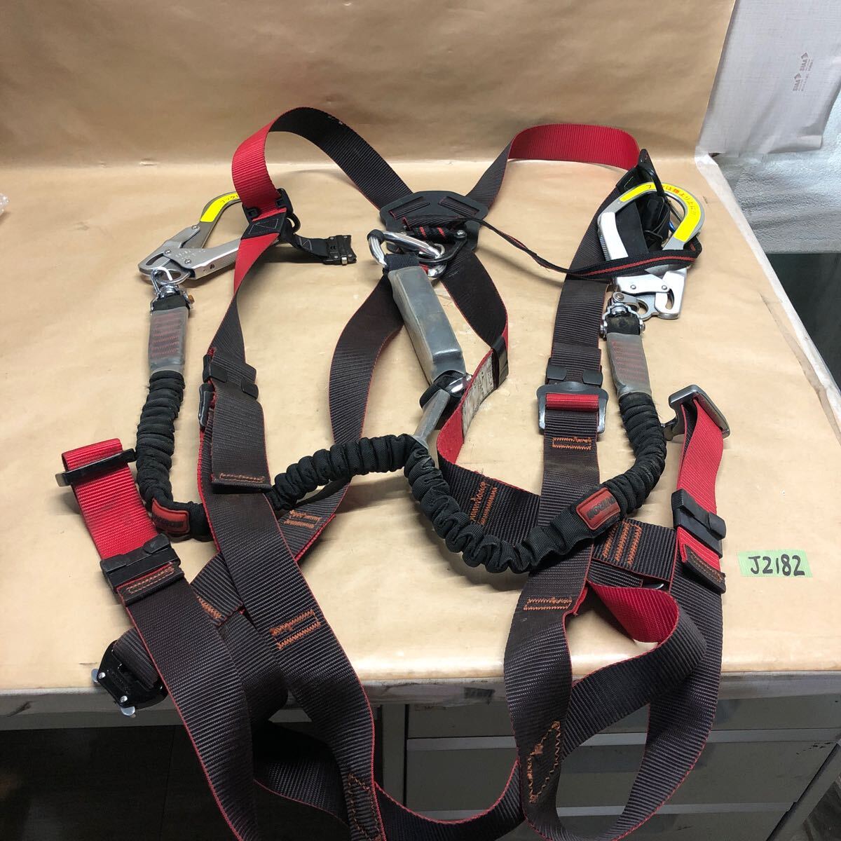 【傷や汚れあり】(J2182) TSUYORON FULL HARNESS FUJII-DENKO NM-A441-H1 フルハーネス ツヨロン 藤井電工 墜落防止器具 安全帯の落札情報詳細 ...