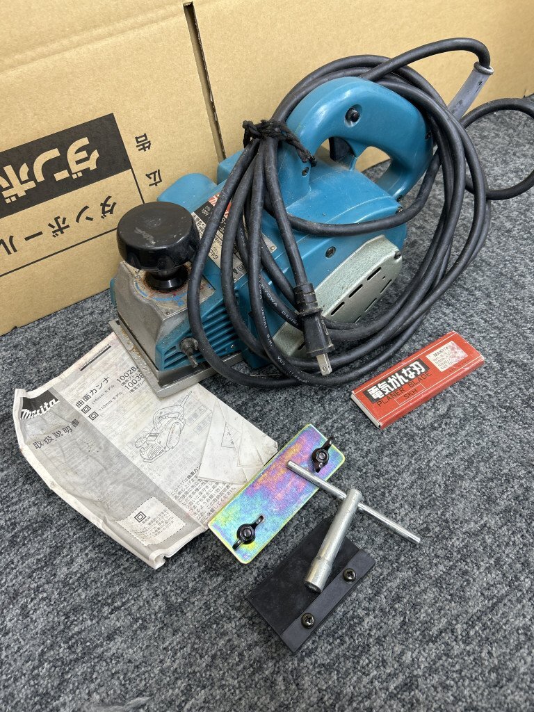 【傷や汚れあり】【159557】工具 マキタ 曲面カンナ 1003B-A 110mm 電動 かんな 電動工具 makitaの落札情報詳細 ...