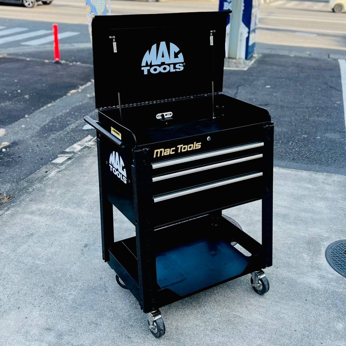 MAC TOOLS（マックツールズ） ポータブルパワーパック MT5140B 12ボルト ジャンプスターター 冬季必需品 ジャンク品の落札情報詳細 - Yahoo!オークション落札価格検索 ...