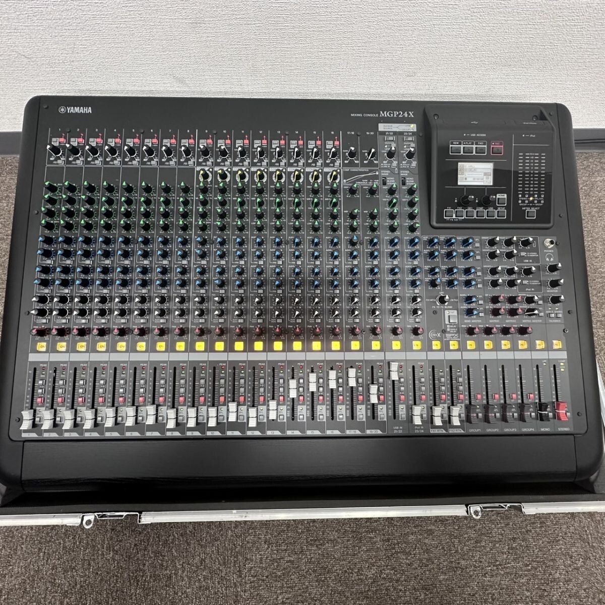 【傷や汚れあり】Y412-G21-29 【引き取り推奨】 YAMAHA ヤマハMGP24X アナログミキサー ミキシングコンソール MGP ...