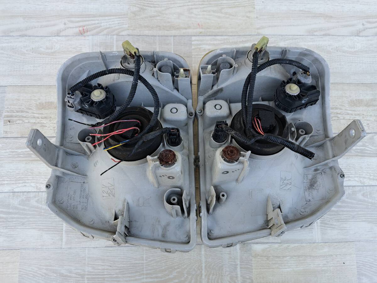 【やや傷や汚れあり】GA8/GA9 アクティHA5 HH6 HA6 HA7バモス HM1 HM2 ホビオ HM3 HM4 HJ1 HJ2 ヘッドライト左右 ヘッドランプレベライザー 光軸 ...