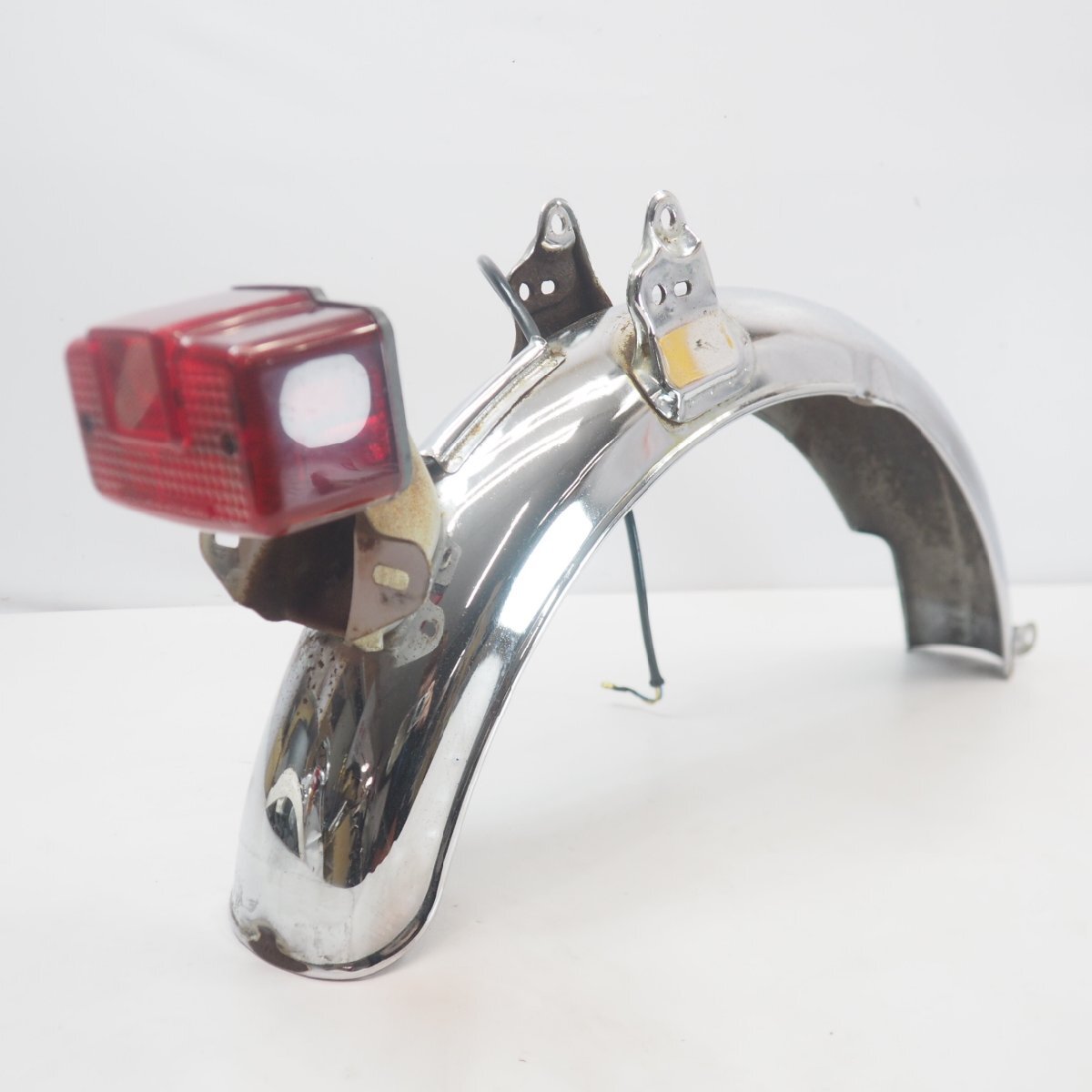 【やや傷や汚れあり】テールランプ付き YB-1 純正 リアフェンダー F5B フェンダー YB1 2スト fender ストップランプの落札情報詳細 - Yahoo!オークション落札価格検索 ...