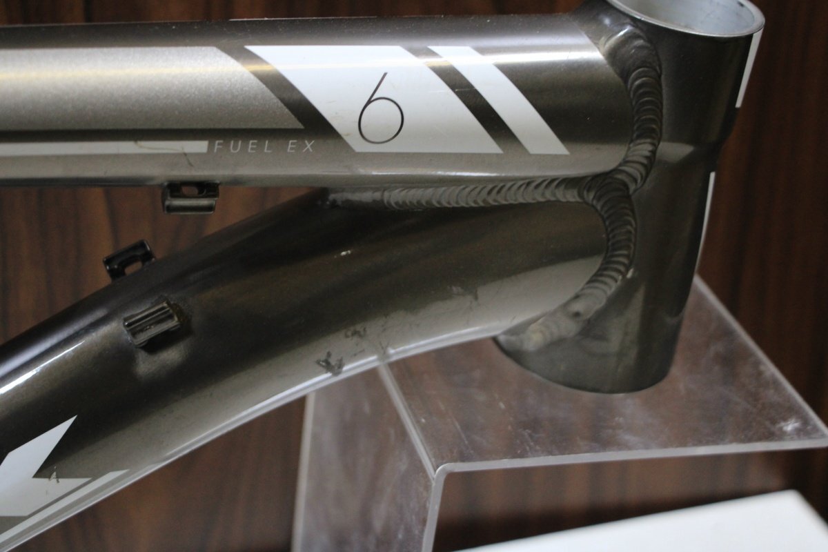 【傷や汚れあり】 TREK トレック FUEL EX6 26inch アルミ MTBフレーム 420mm(C-T) 2013年の落札情報詳細 ...