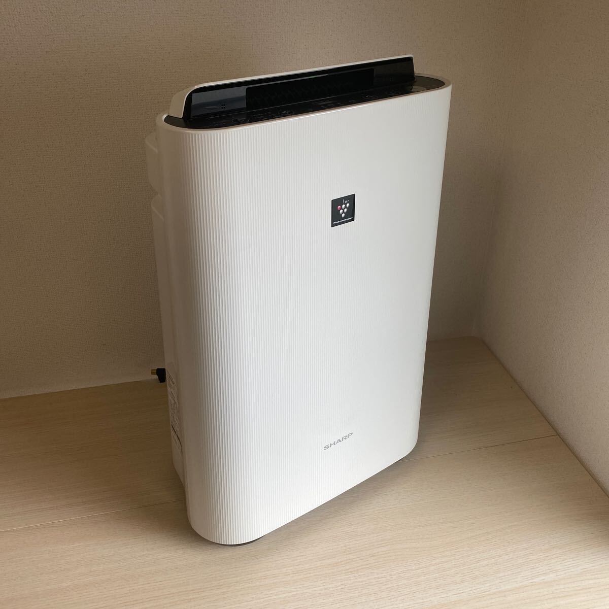 【やや傷や汚れあり】B140 SHARP シャープ 加湿 空気清浄機 KC-M511-W 主に23畳用 プラズマクラスター 7000の落札情報詳細 - Yahoo!オークション落札価格検索 ...