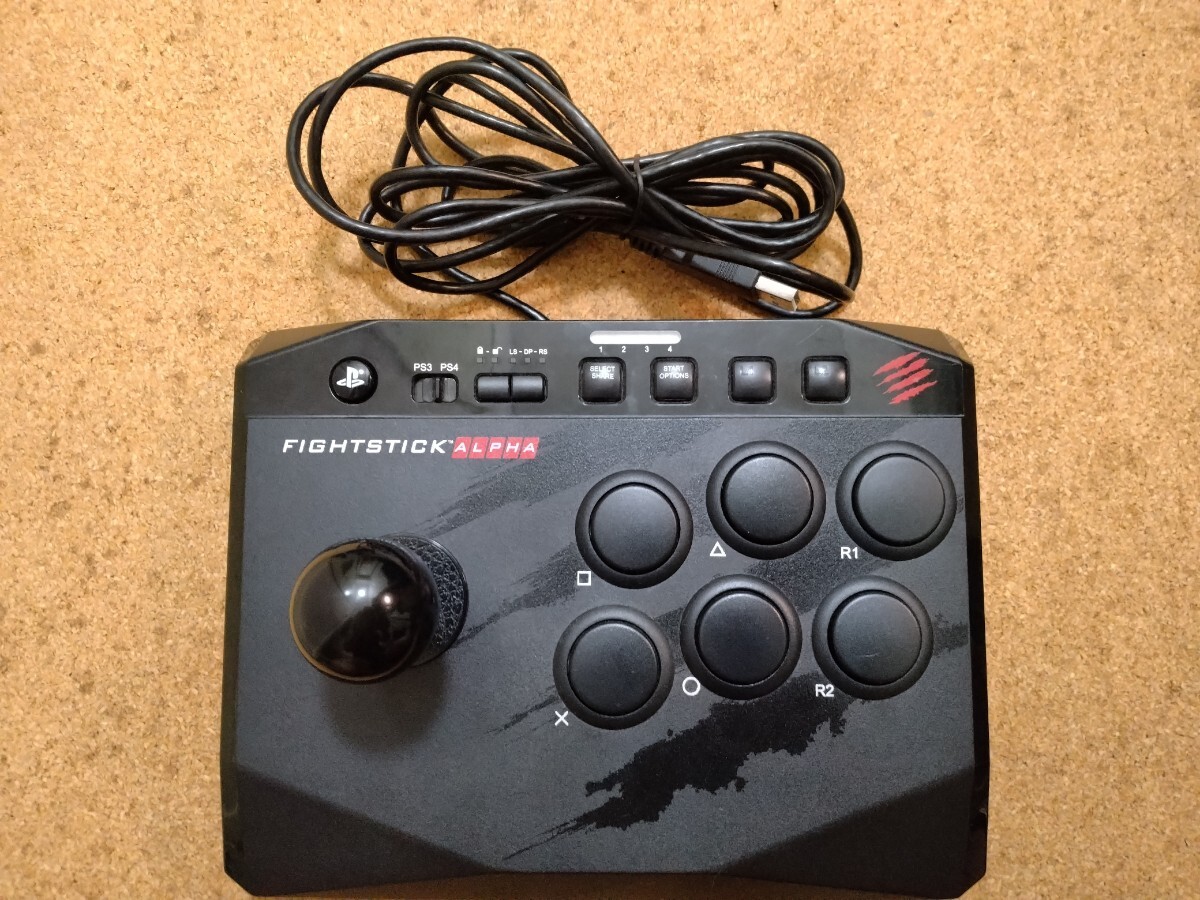【全体的に状態が悪い】Mad Catz Arcade FightStick Alpha PS3＆PS4 三和静音レバー 改造品 JUNKの落札 ...