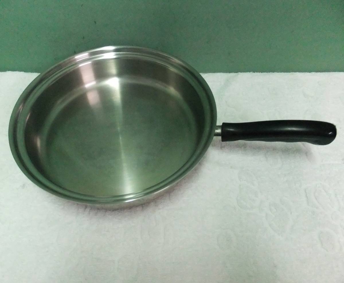 Vita Craft 7 ビタクラフト 7 7-PLY NICROMIUM STEEL No.7410 26cm 片手鍋 中古 の落札情報詳細| ヤフオク落札価格情報 オークフリー