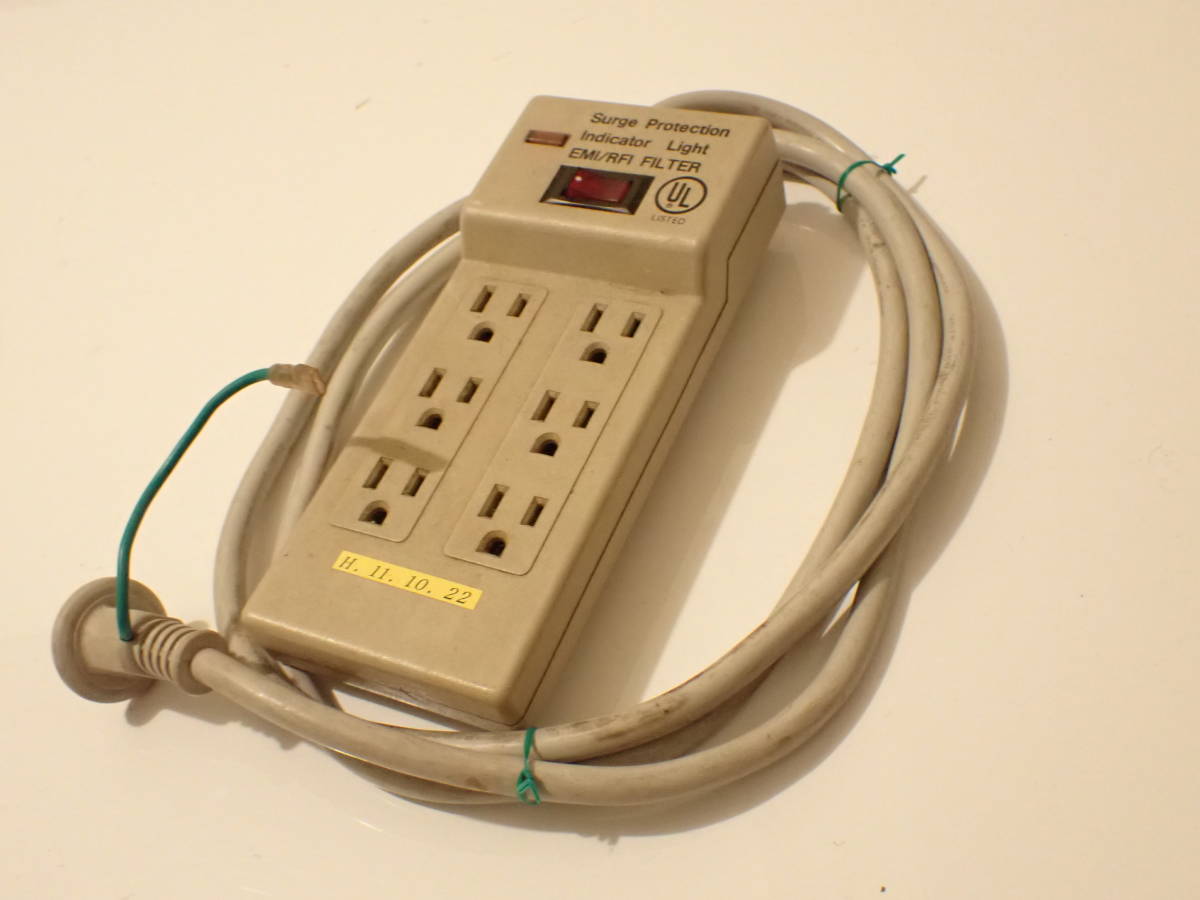 B04080174 Surge Protection Indicator Light EMI/RFI FILTER 電源タップ コード部分約1 ...