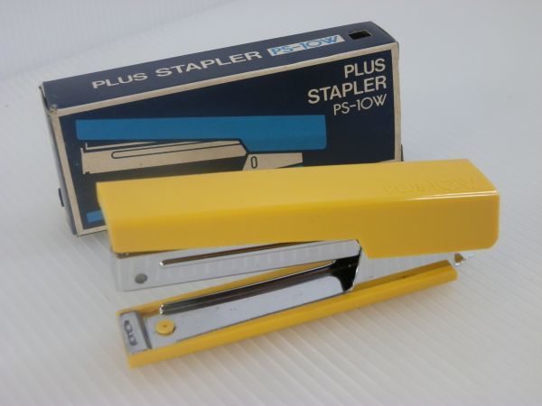 【未使用】N/イエロー【新品未使用/ヴィンテージ文房具・昭和レトロ・廃盤・70’S】PLUS STAPLER PS-10W ホッチキス ステープラーの落札情報詳細 - ヤフオク落札価格検索 ...