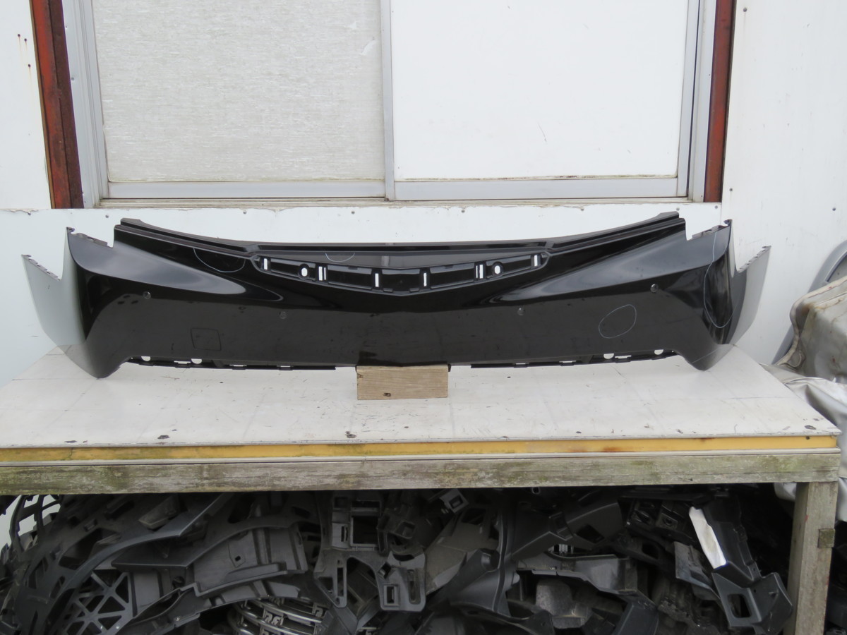 【傷や汚れあり】K3000[ キャデラック 純正 ATS A1SL リア バンパー 20907957の落札情報詳細 - ヤフオク落札価格検索 ...