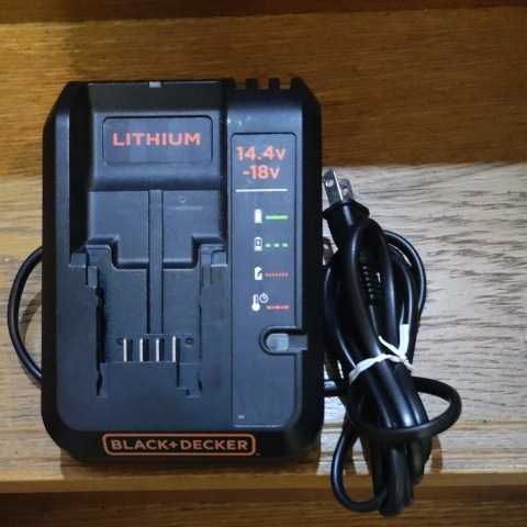 BLACK&DECKER Z-PD1200用充電器(チャージャー) 動作確認のみ使用 美品/ブラックアンドデッカーコードレスクリーナー部品 送料510円～ の落札情報詳細| ヤフオク落札価格 ...