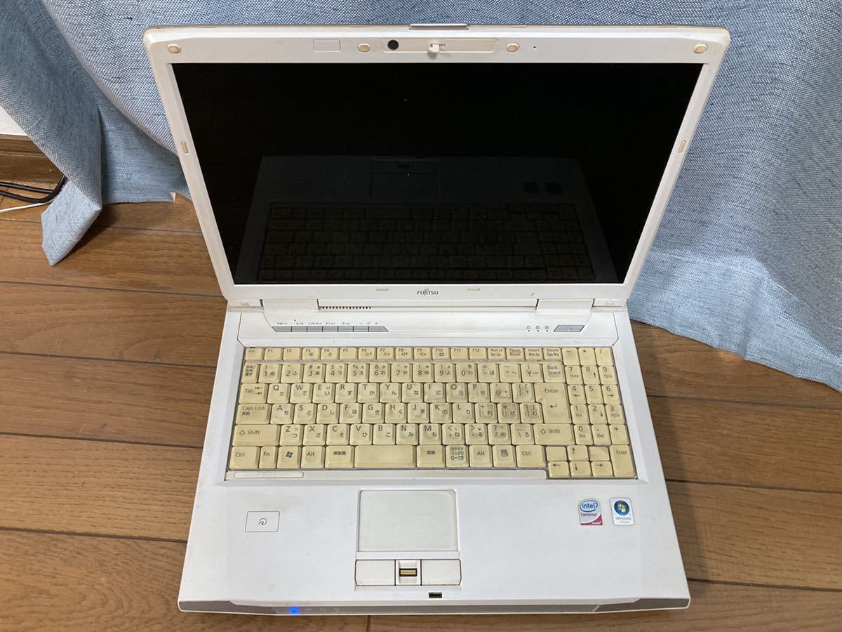 【全体的に状態が悪い】22-1274F ジャンク FMV-BIBLO NF/A70 FMVNFA70W Intel Core 2 Duo CPU T8100 2.10GHz メモリ2GB ...