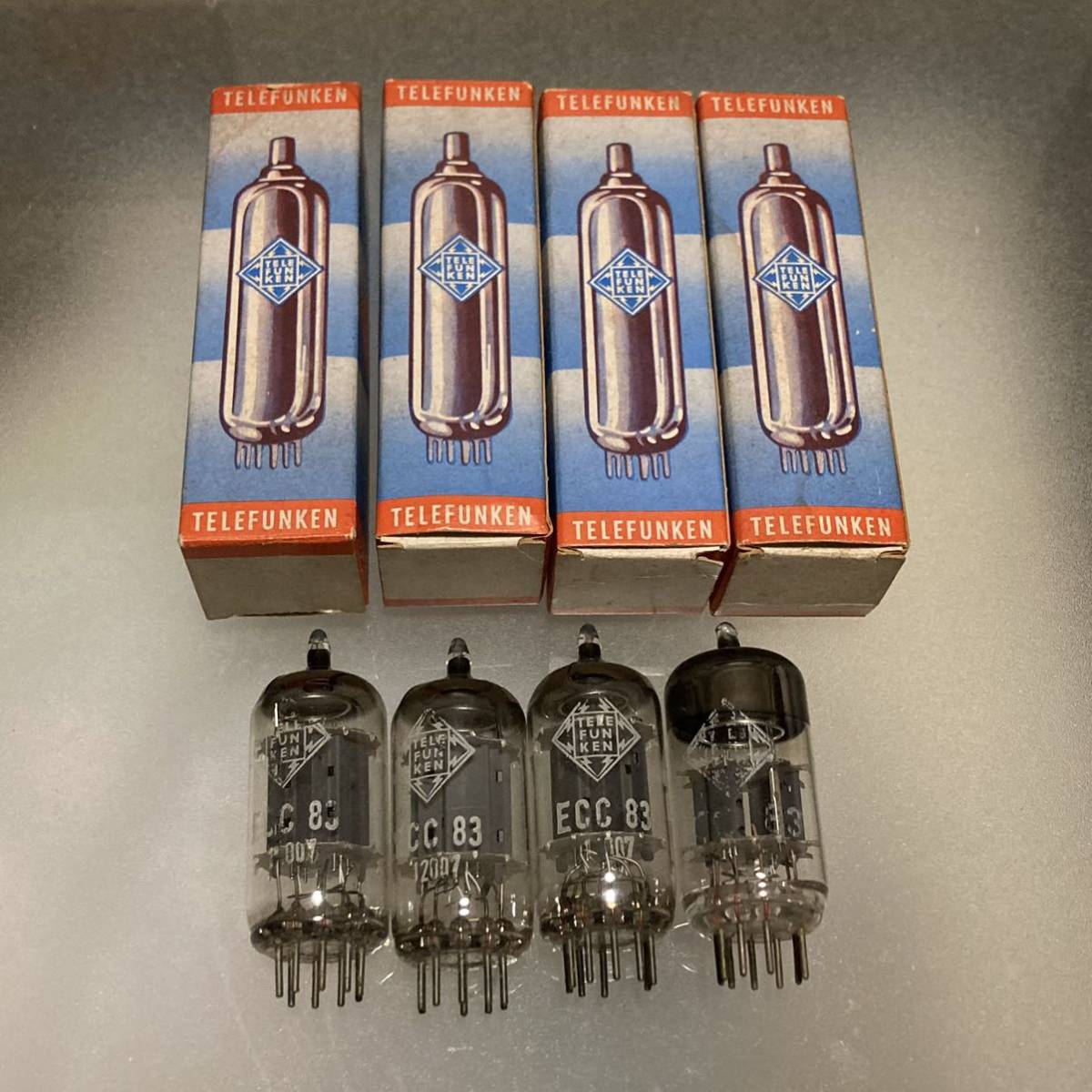 【目立った傷や汚れなし】TELEFUNKEN ECC83 4本セット テレフンケン 真空管 箱付きの落札情報詳細 - ヤフオク落札価格検索 オークフリー