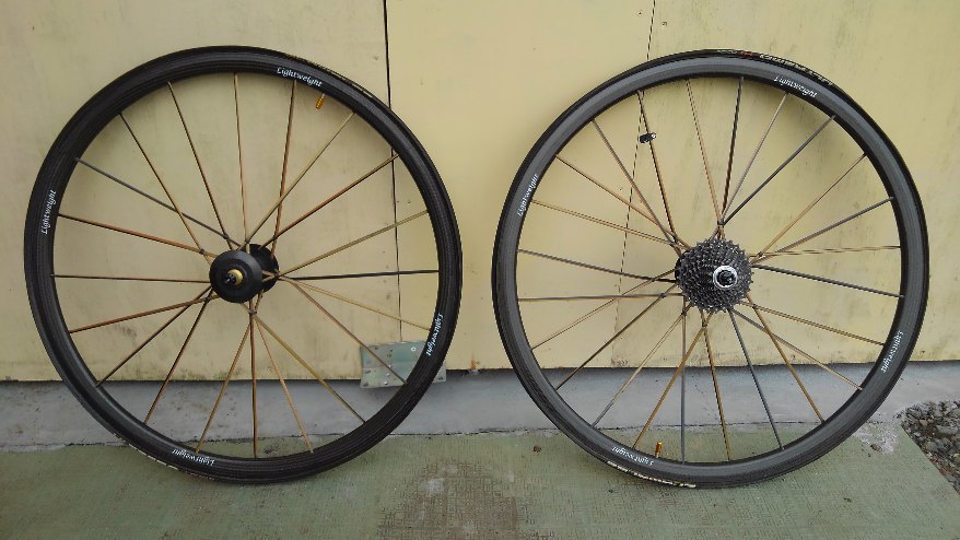 【中古】LightWeight カーボンホイール STANDARD GIII Campagnolo 11S用 前後セット ♪ 53AB1-1 の落札情報詳細| ヤフオク落札価格情報 オークフリー