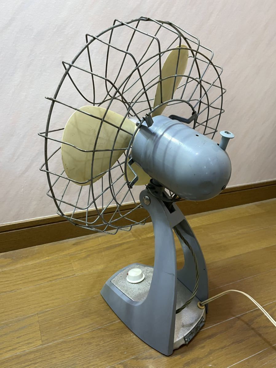 【傷や汚れあり】アンティーク扇風機 昭和レトロ家電 HITACHI Desk Fan 小型扇風機 日立製作所 の落札情報詳細| ヤフオク落札 ...