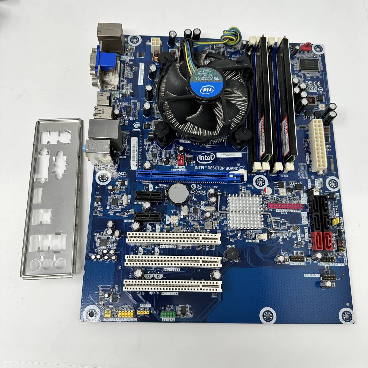 【やや傷や汚れあり】【POST可】Intel Desktop Board DH55HC LGA1156 H55マザーボード+Intel Core i5 650 CPU+メモリ DDR3 4GB ...