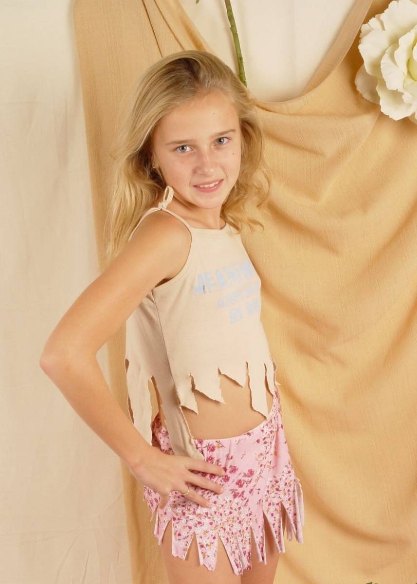 【目立った傷や汚れなし】alissa model 写真 ピンナップ photos 2Lサイズ 4枚の落札情報詳細 - Yahoo!オークション落札価格検索 オークフリー